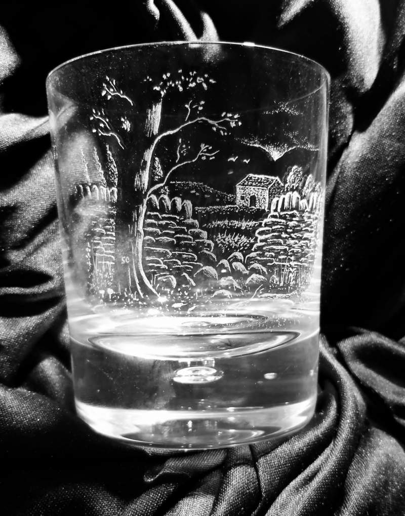 Glass Engraved Whisky Glasses from Teesdale Glass Engravers